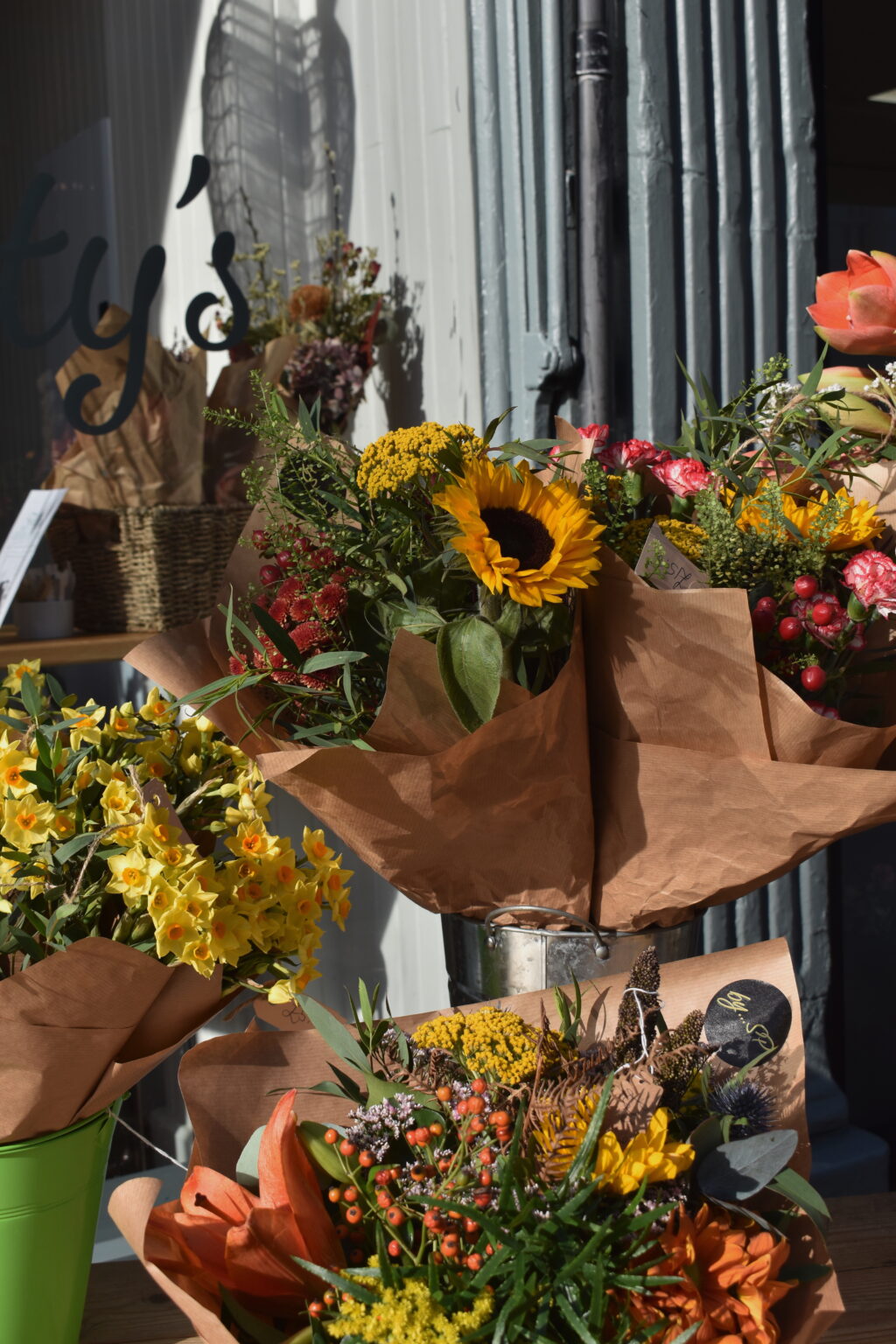 Home - Flowers & Felicity's